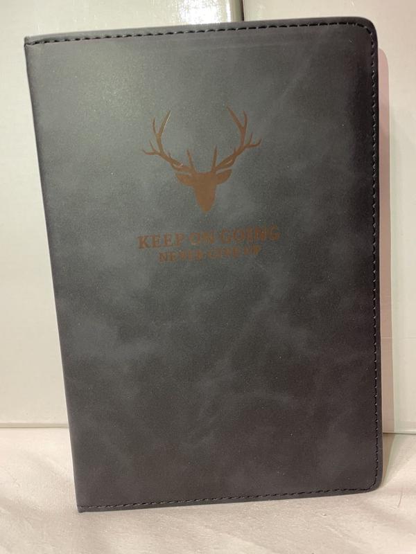 Блокнот в лінію жирний лось — ціна 450 грн у каталозі Блокноти Купити товари для дому та побуту