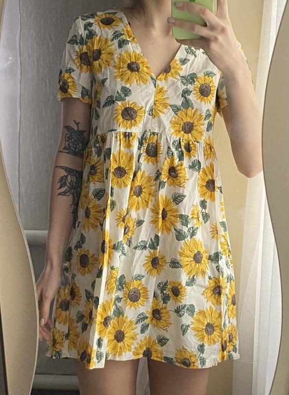 Літня сукня — ціна 200 грн у каталозі Сарафани Купити жіночі речі за доступною ціною на Шафі