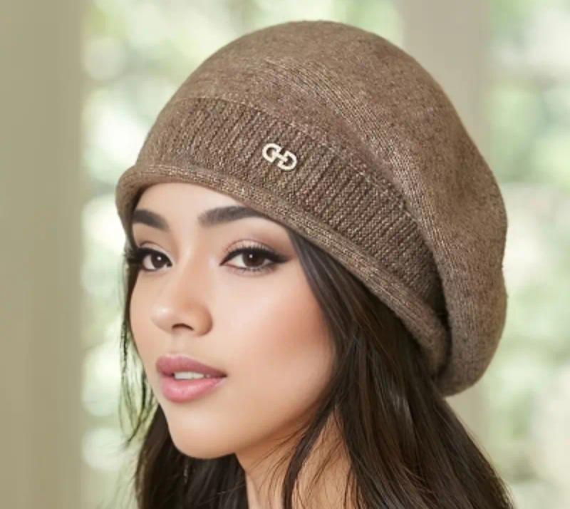 Тепла шапка берет — ціна 300 грн у каталозі Шапки Купити аксесуари за доступною ціною на Шафі