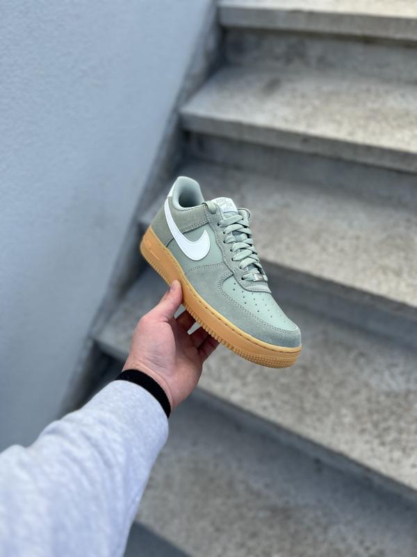 Кросівки nike air force 1 07 lv 8 (fq8714-300) оригінал! — ціна 4749 ...