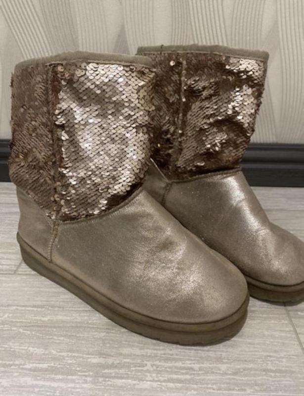 Класні уги 38 розміру — ціна 299 грн у каталозі Уггі Купити жіночі речі за доступною ціною на