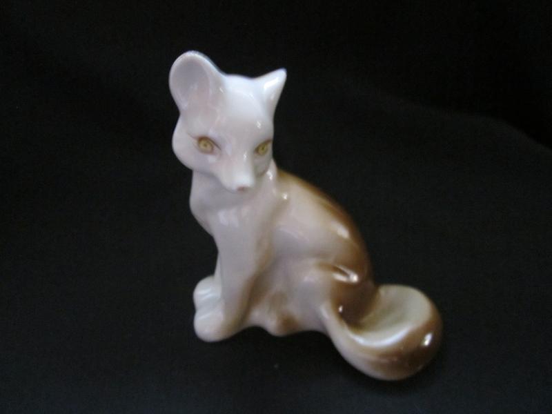 Порцелянова статуетка лисичка зхк повний — ціна 250 грн у каталозі Статуетки Купити товари