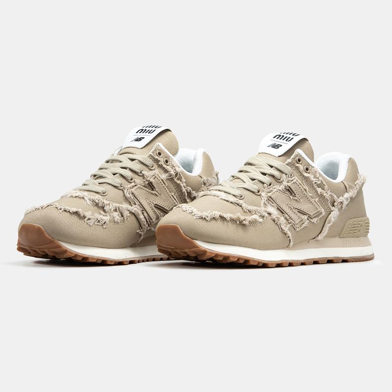 Жіночі кросівки New Balance 574 X Miu Miu — ціна 3300 грн у каталозі