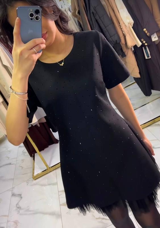 Cукня — ціна 900 грн у каталозі Короткі сукні Купити жіночі речі за доступною ціною на Шафі