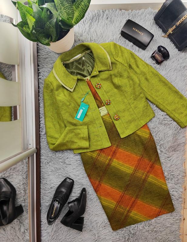 💚🧡 шикарний теплий стильний костюм в складі з вовною на весну сукня з жакетом — ціна 559 грн