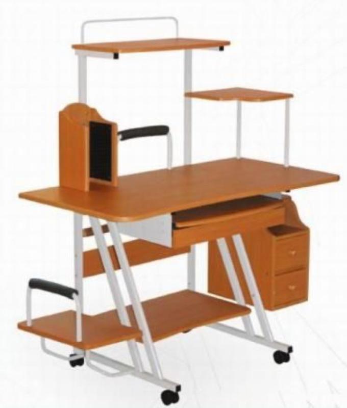 Компютерний стіл — ціна 1000 грн у каталозі Столи Купити товари для дому та побуту за доступною