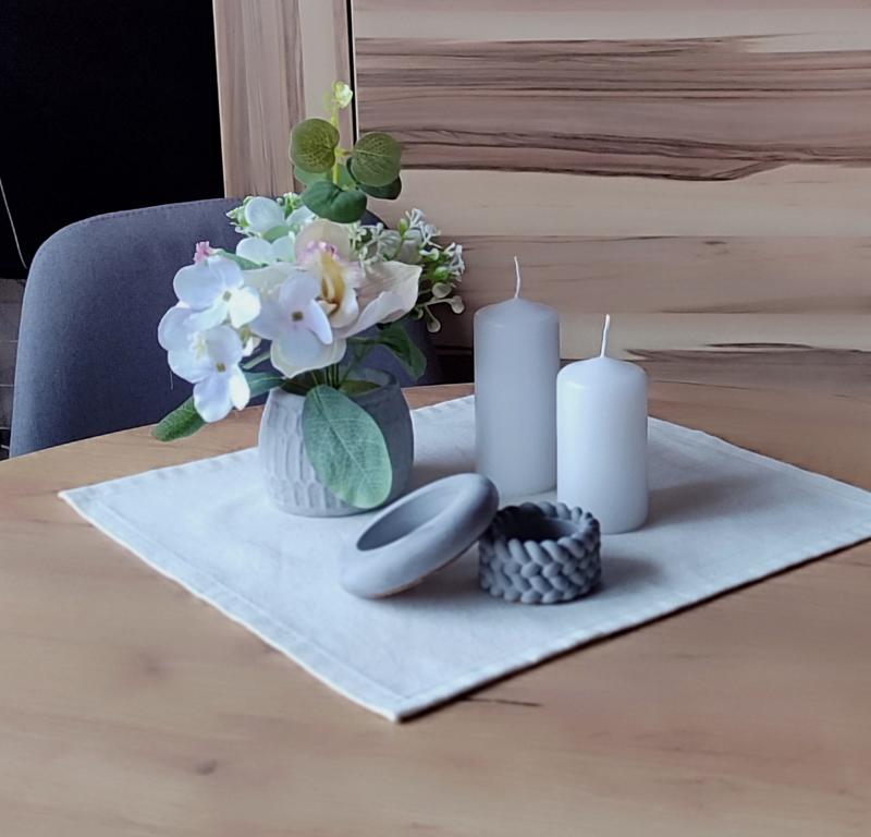 Підсвічник з бетону — ціна 185 грн у каталозі Свічники Купити товари для дому та побуту за