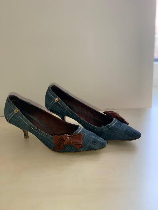Джинсові туфлі Miu Miu вживані — ціна 1800 грн у каталозі Туфлі Купити жіночі речі за