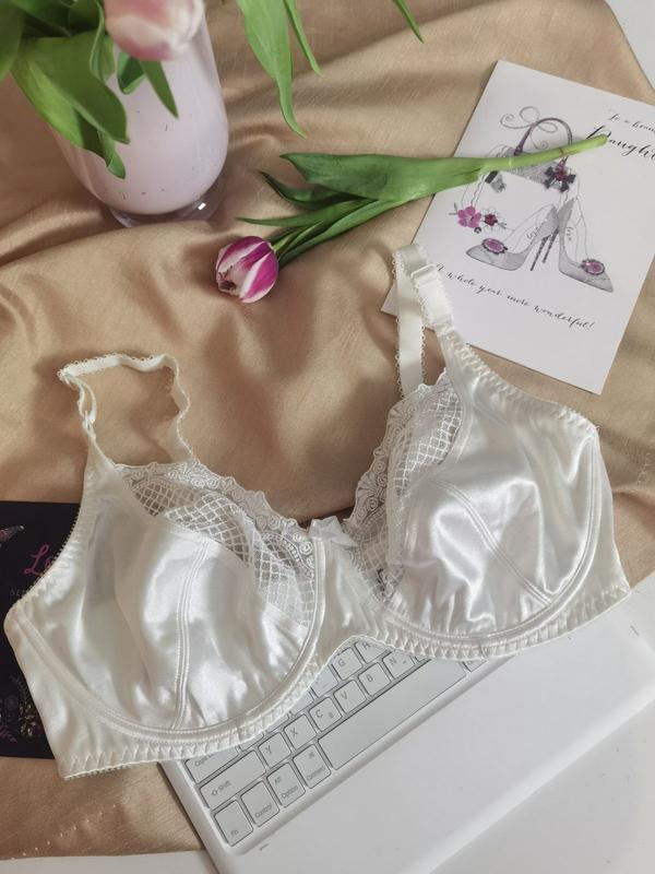 Брендовий бюстгальтер без поролону розміру 85d — ціна 158 грн у ...