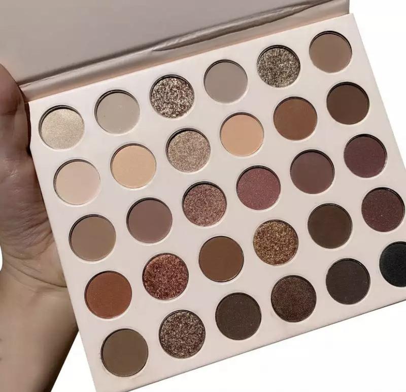 Палетка теней — цена 390 грн в каталоге Тени для век Купить товары для красоты и здоровья по
