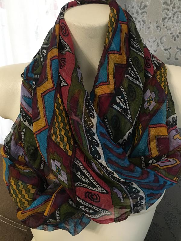 Хустка тонкий витончений — ціна 55 грн у каталозі Шарфи Купити