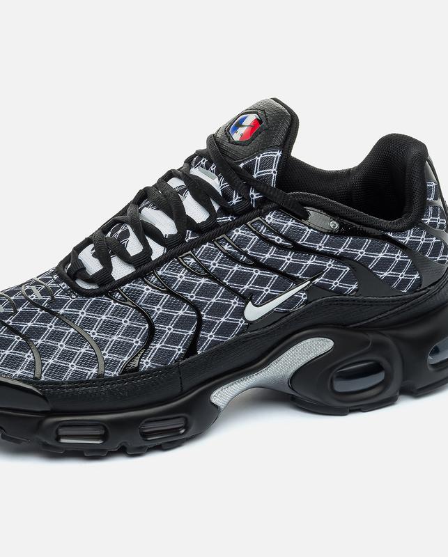 Nike air max plus tn 'france' — цена 2000 грн в каталоге Кроссовки ...