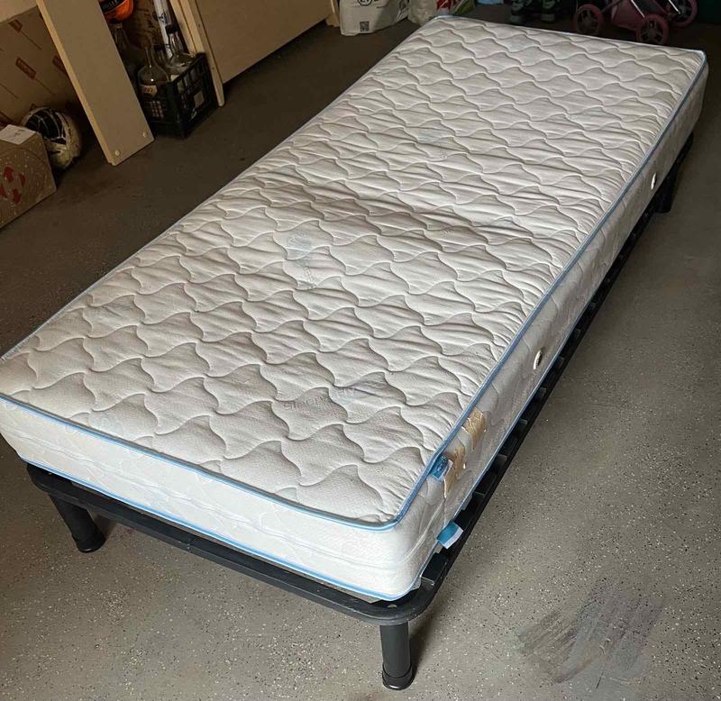 Ліжко — ціна 4500 грн у каталозі Ліжка Купити товари для дому та побуту за доступною ціною на