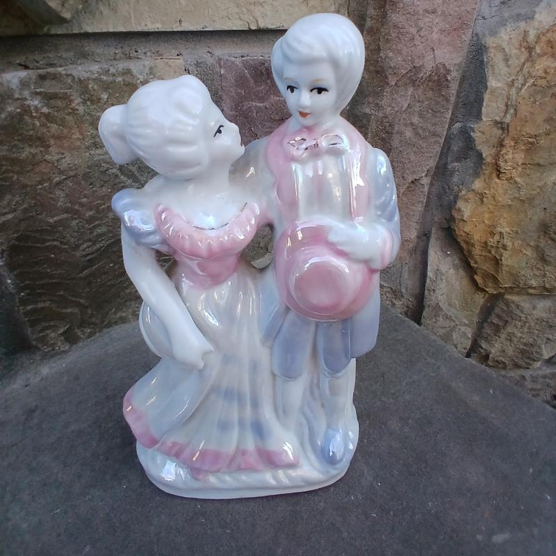 Фарфорова статуетка пара — цена 430 грн в каталоге Статуэтки Купить товары для дома и быта по