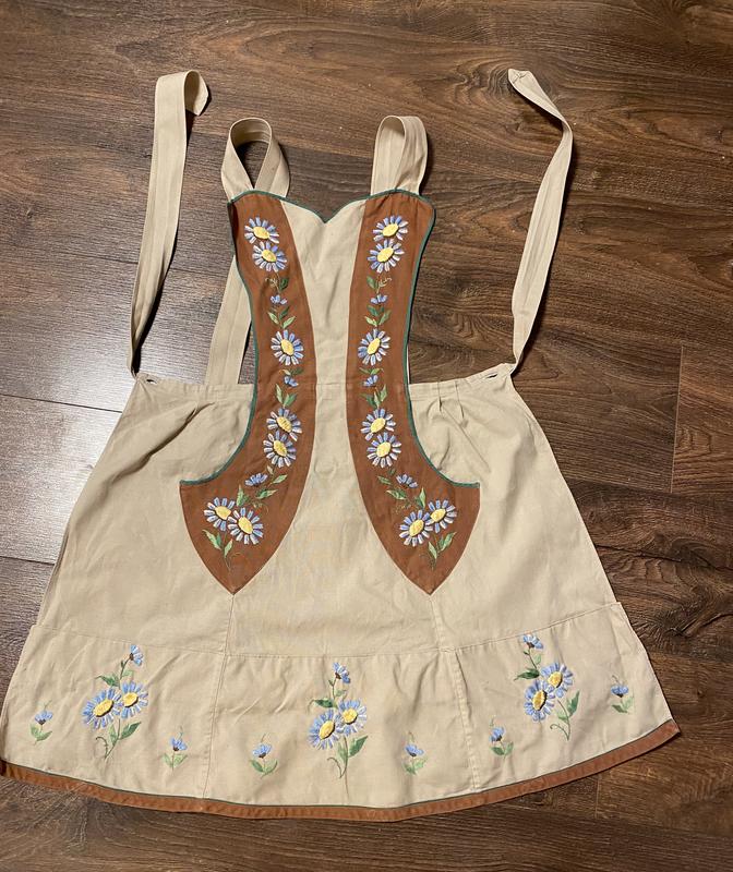 Фартук ручная вышивка — цена 400 грн в каталоге Фартуки Купить товары для дома и быта по