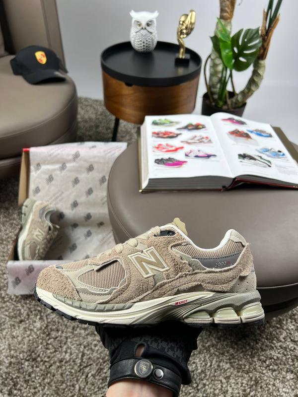Жіночі кросівки new balance 2002r new beige — ціна 2200 грн у каталозі ...