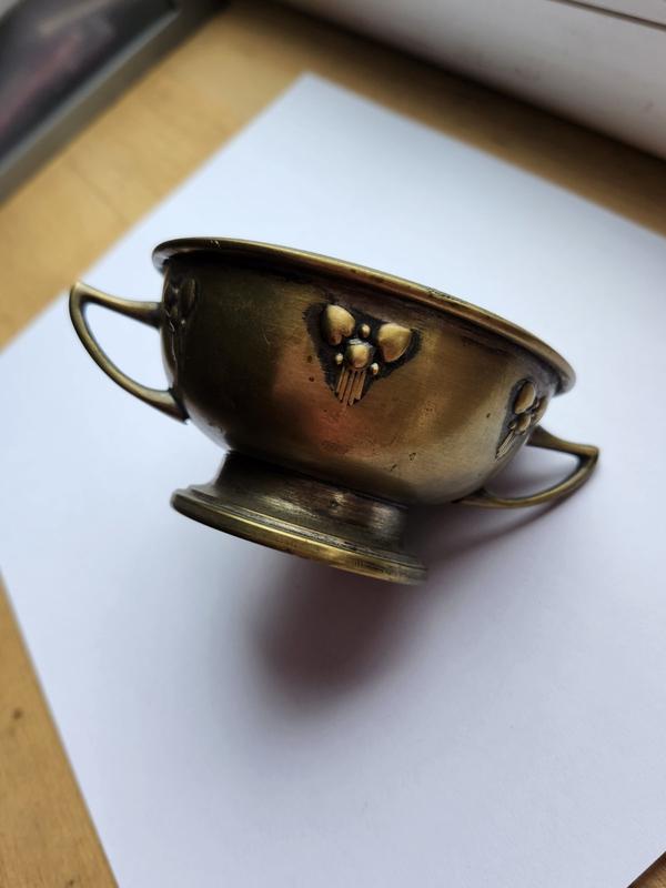 Латунная чаша вазочка винтаж — цена 350 грн в каталоге Вазы Купить