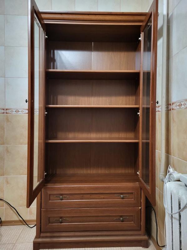 Сервант вітрина — ціна 3000 грн у каталозі Шафи Купити товари для дому