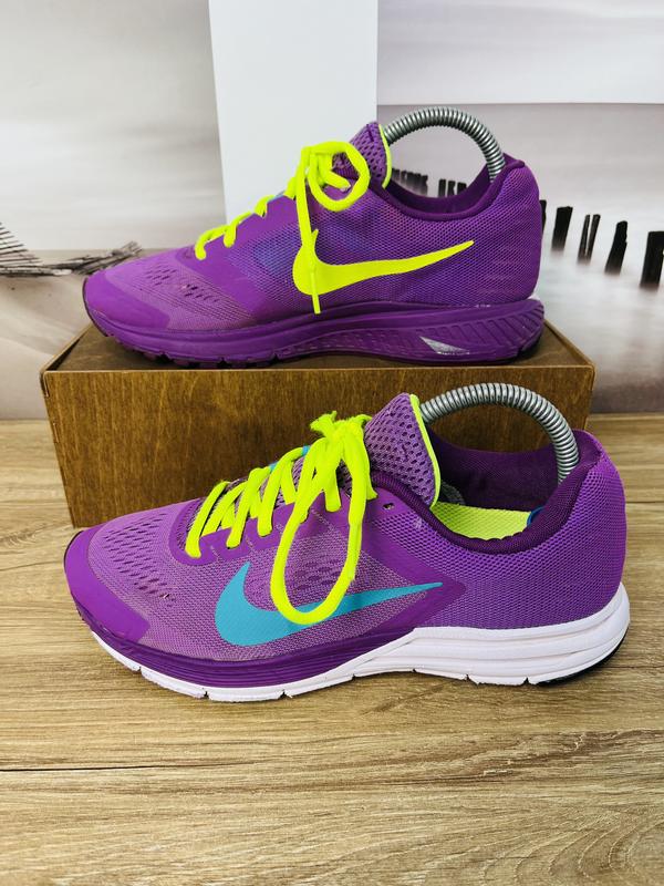 Кросівки nike — ціна 750 грн у каталозі Кросівки Купити жіночі речі за ...