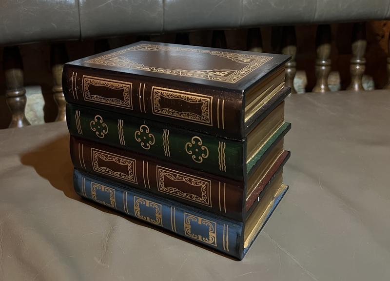 Коробка скринька книги — ціна 1150 грн у каталозі Скриньки Купити товари для дому та побуту