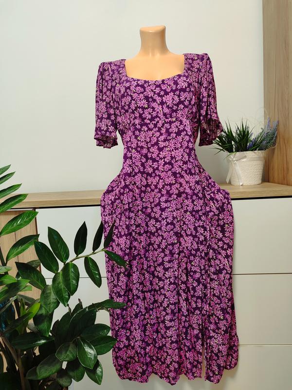 Чудова квіткова сукня — ціна 770 грн у каталозі Сукні міді Купити жіночі речі за доступною