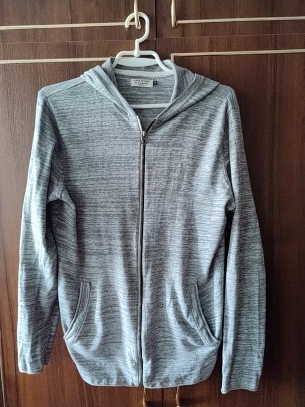 Спортивная кофта — ціна 50 грн у каталозі Кофти Купити жіночі речі за