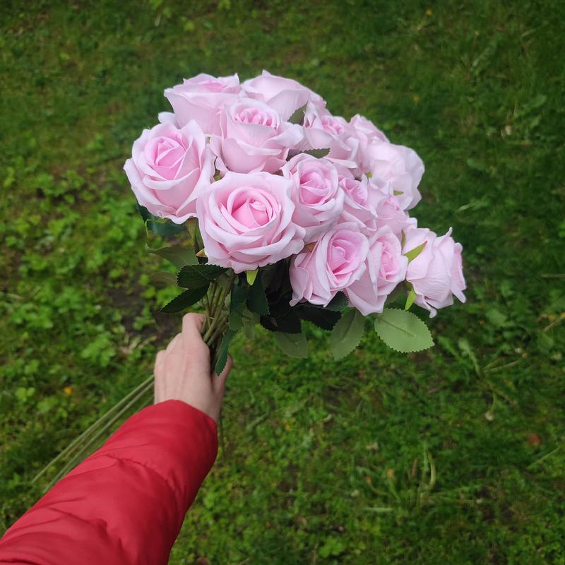 Искусственные разы имитация живых — цена 65 грн в каталоге Искусственные цветы Купить товары для