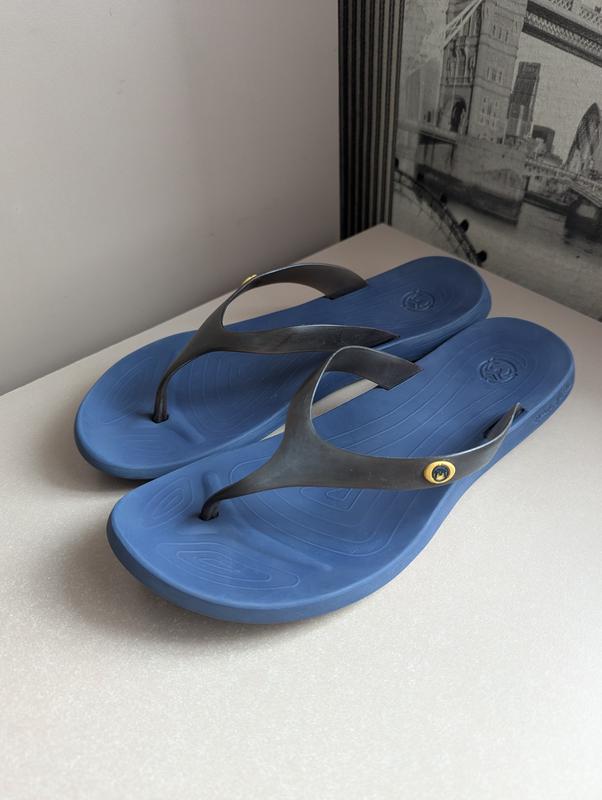 В'єтнамки шльопанці ocean minded malia crocks ink. (9w/40-40,5 ...