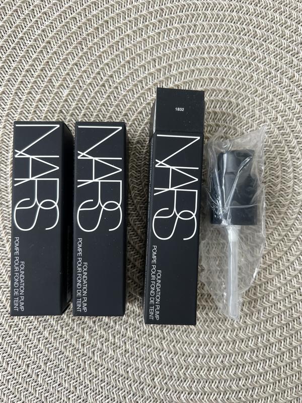 Дозатор для тонального засоба nars foundation pump — ціна 95 грн у ...