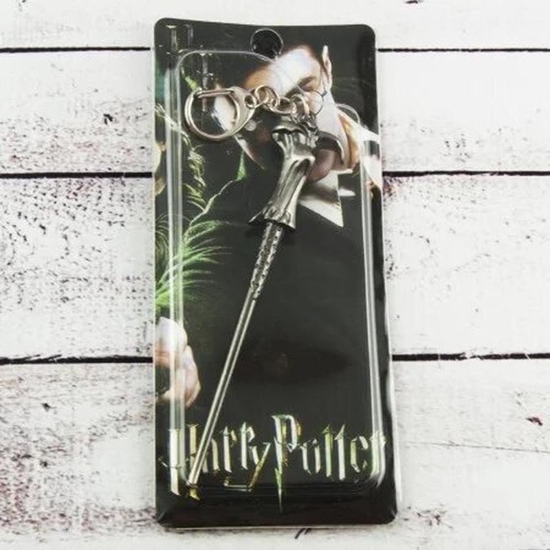 Подвеска на рюкзак в авто гарри поттер палочка волан де морта — ціна 180 грн у каталозі Підвіски