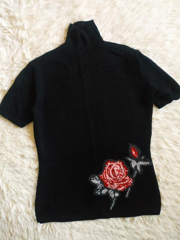 Безрукавка — ціна 200 грн у каталозі Жилетки Купити жіночі речі за доступною ціною на Шафі