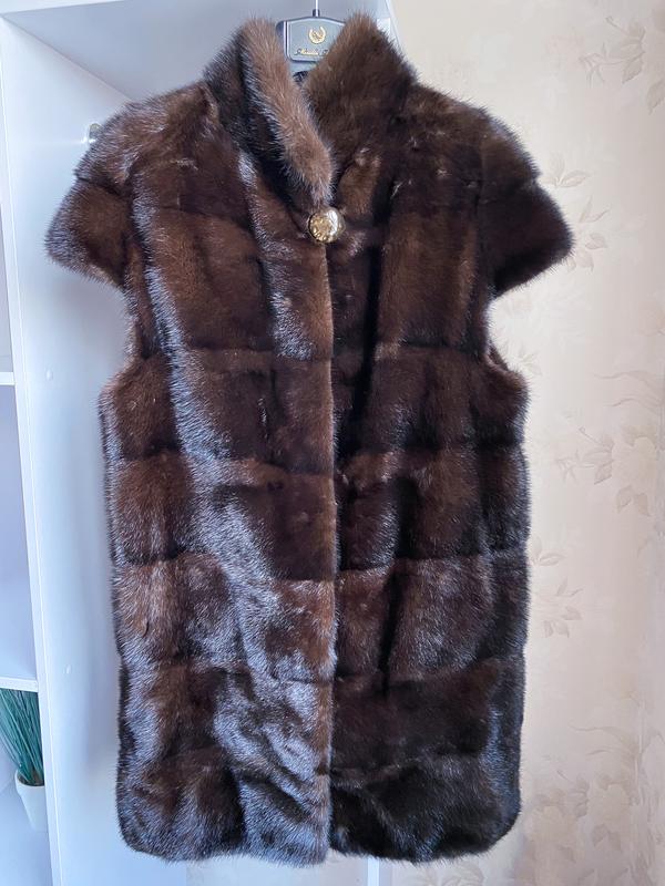 Норковий жилет — ціна 16000 грн у каталозі Шуби Купити жіночі речі за доступною ціною на Шафі
