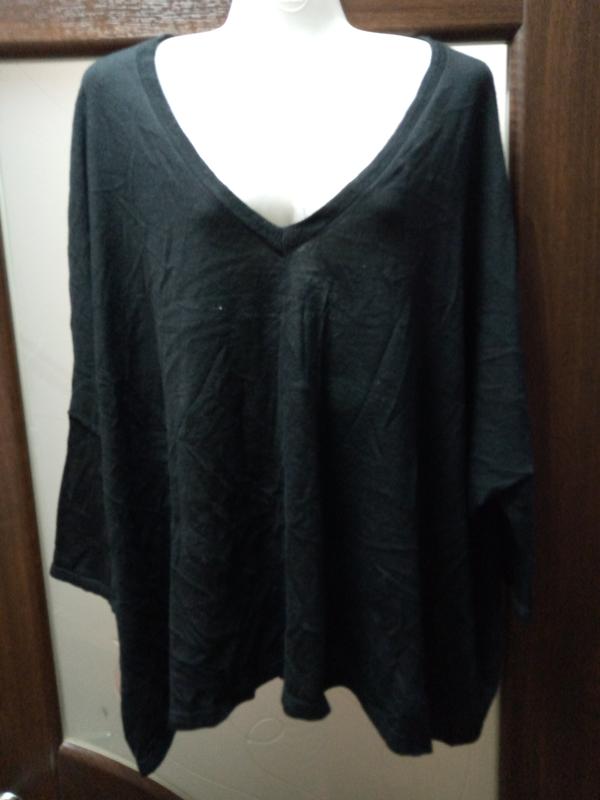 Светр — ціна 100 грн у каталозі Светри Купити жіночі речі за доступною ціною на Шафі Україна