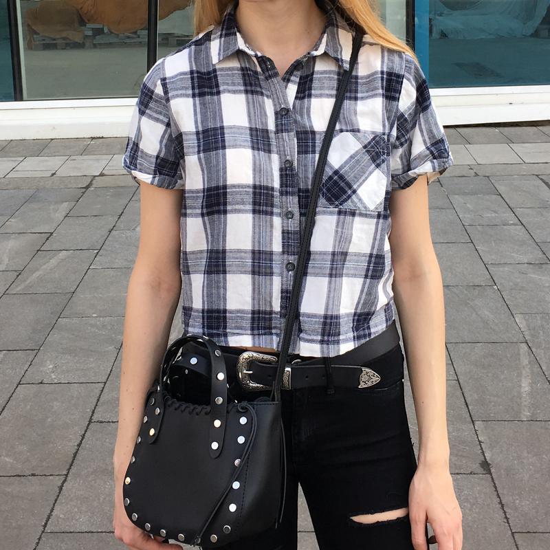 Крутая укороченная рубашка в клетку topshop кроп топ кроптоп — цена 70 ...