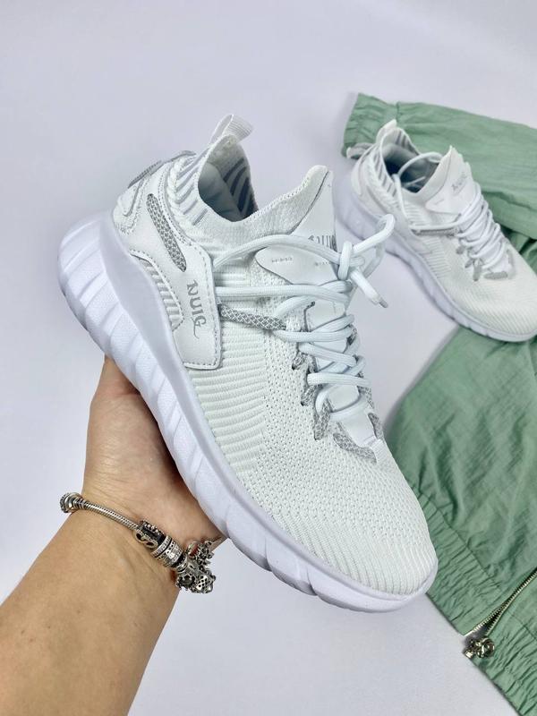 Кросівки — ціна 580 грн у каталозі Кросівки Купити жіночі речі за доступною ціною на Шафі