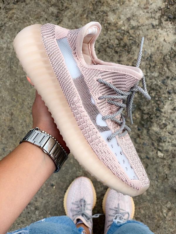 Кроссовки женские adidas yeezy boost 350 v2 бежевые (адидас изи буст ...