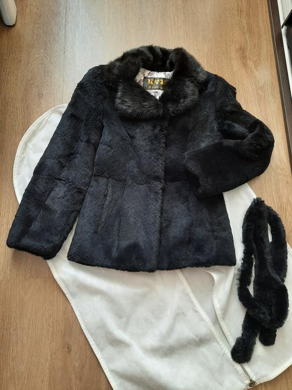 Шуба натуральна з норковим воротніком — ціна 1800 грн у каталозі Шуби