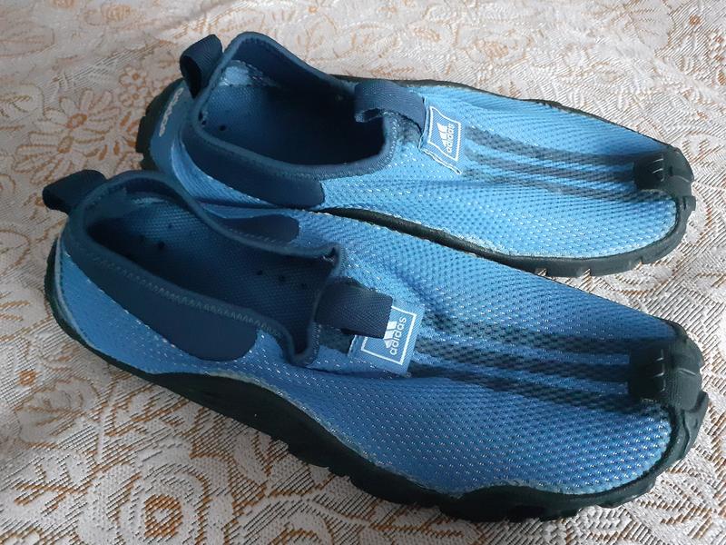 Кросівки — ціна 249 грн у каталозі Кросівки Купити жіночі речі за ...