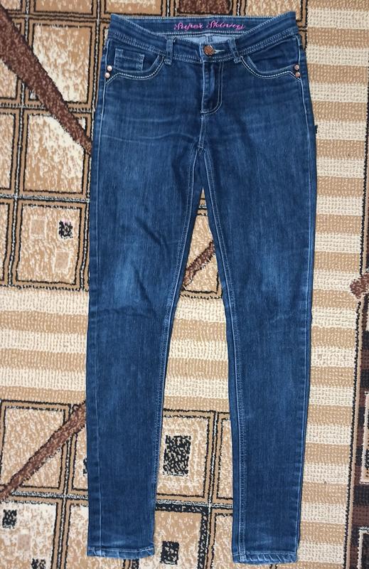 Джинси жіночі скіни — ціна 70 грн у каталозі Джинси Купити жіночі речі за доступною ціною на