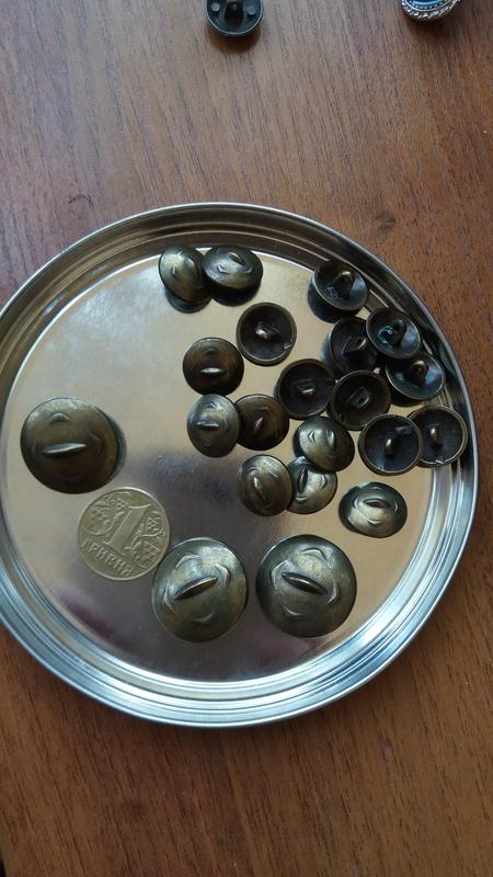 Пуговицы в двух размерах винтаж — цена 50 грн в каталоге Другие аксессуары Купить аксессуары по