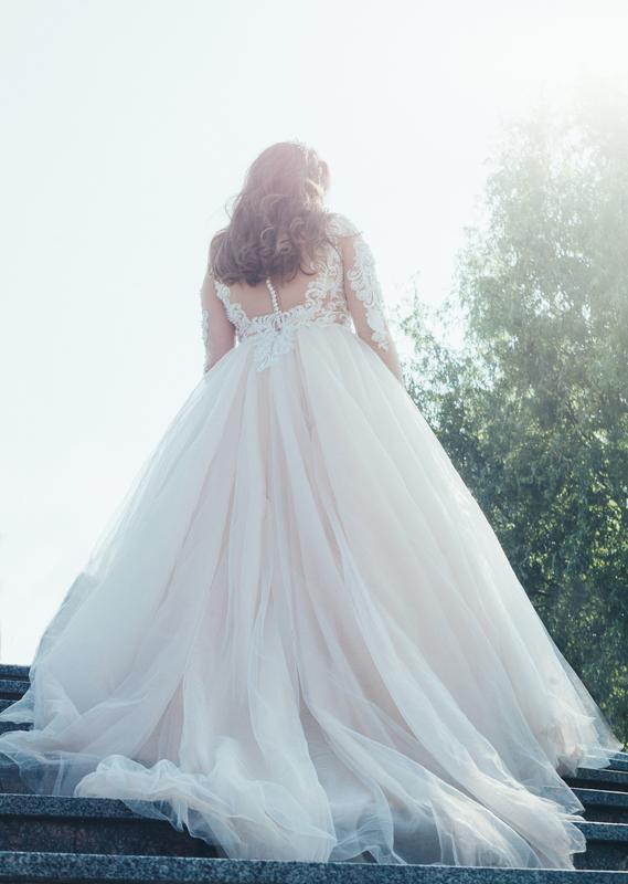 Весільна сукня — ціна 5000 грн у каталозі Весільні сукні Купити жіночі речі за доступною ціною