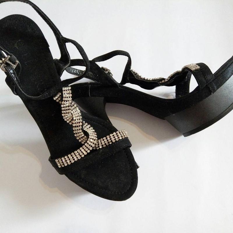 Нові босоніжки рр 38 39 — ціна 160 грн у каталозі Босоніжки Купити жіночі речі за доступною