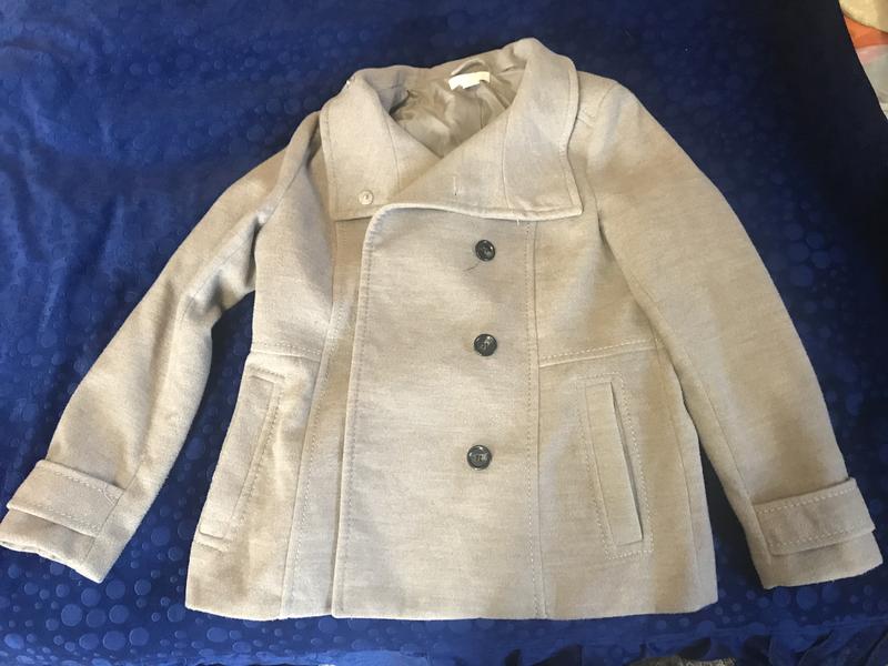 Пальто — ціна 80 грн у каталозі Пальто Купити жіночі речі за доступною ціною на Шафі Україна