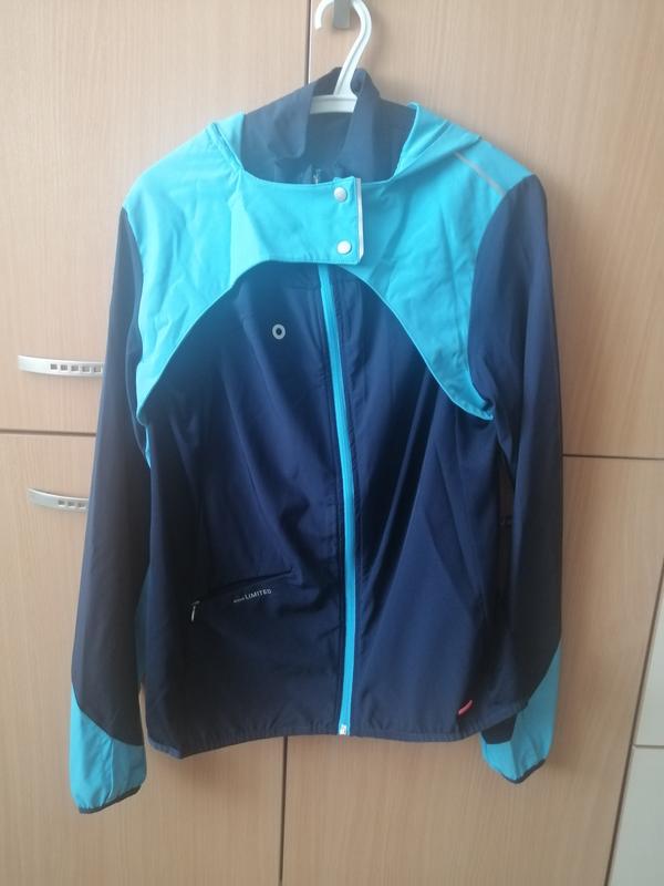 Літня курточка — ціна 250 грн у каталозі Жилетки Купити жіночі речі за доступною ціною на Шафі