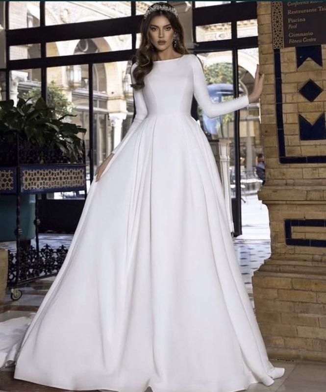 Весільна сукня — ціна 4000 грн у каталозі Весільні сукні Купити жіночі речі за доступною ціною