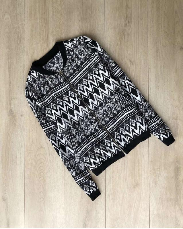 Легкий бомбер — ціна 300 грн у каталозі Куртки Купити жіночі речі за доступною ціною на Шафі