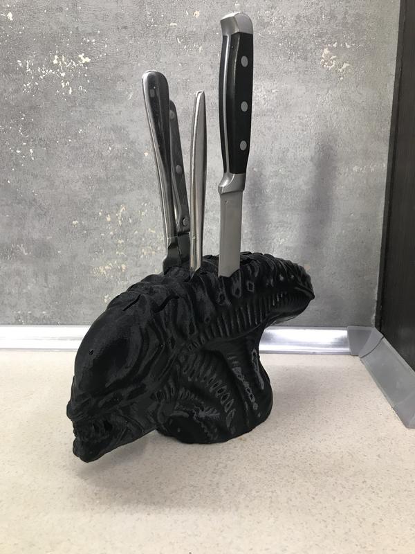 Подставка — цена 999 грн в каталоге Сувениры Купить товары для дома и быта по доступной цене на