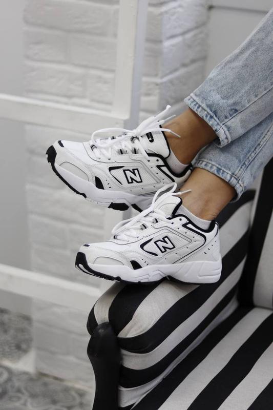 Кросівки new balance 452 white black — ціна 2050 грн у каталозі ...