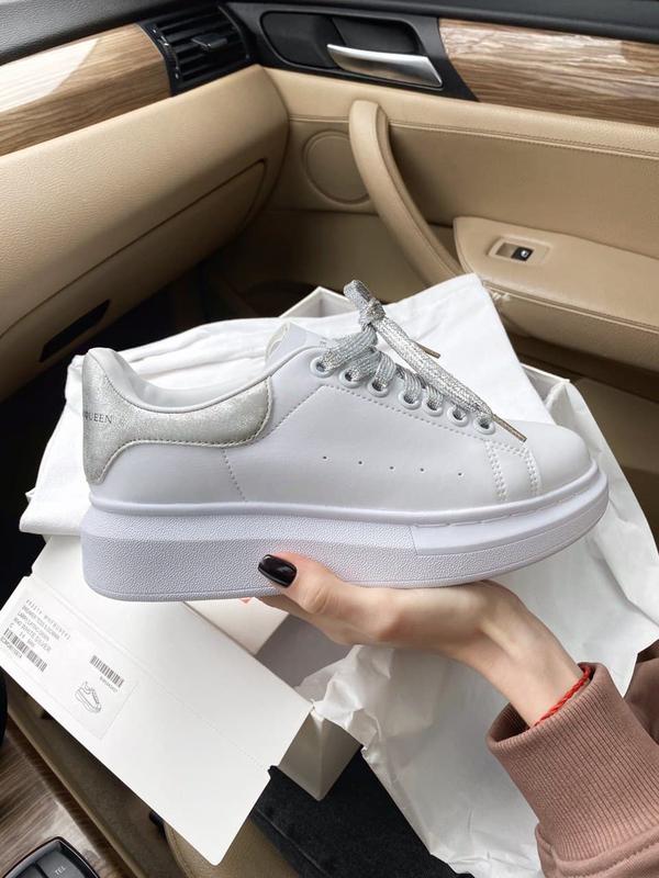 Alexander mcqueen white кожаные женские кроссовки маквин белые — цена ...