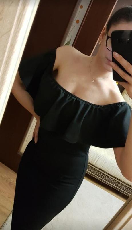 Шикарное черное платье — цена 200 грн в каталоге Платья миди Купить женские вещи по доступной